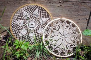 80 Creative Doily Craft Ideas For You to Try this Year