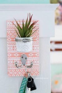 40 Lovely Key Hanging Hook Ideas – Bored Art