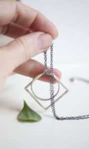 40 Unique Necklace Designs If You are Planning For a New One – Bored Art