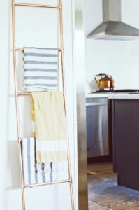 30 Unique PVC Pipe Decoration Ideas – Bored Art