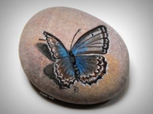 40 Meaningful Pet Rock Art Examples – Bored Art