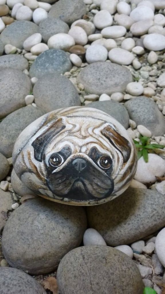 40 Meaningful Pet Rock Art Examples – Bored Art