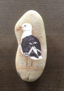 40 Meaningful Pet Rock Art Examples – Bored Art